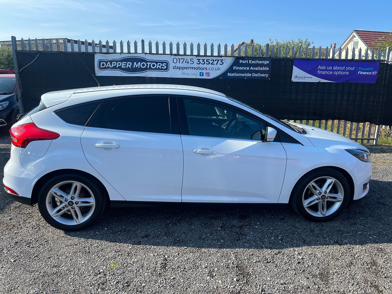 FORD Focus Titanium 1.5 TDCi 120ps (s/s) (2017) | Dapper Motors